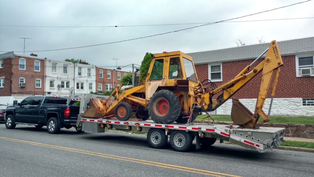 backhoe - Heavy Haulers BlogHeavy Haulers Blog